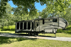 13 Reasons You Should Visit F.W. Kent Park (Iowa) - On The Go Fam